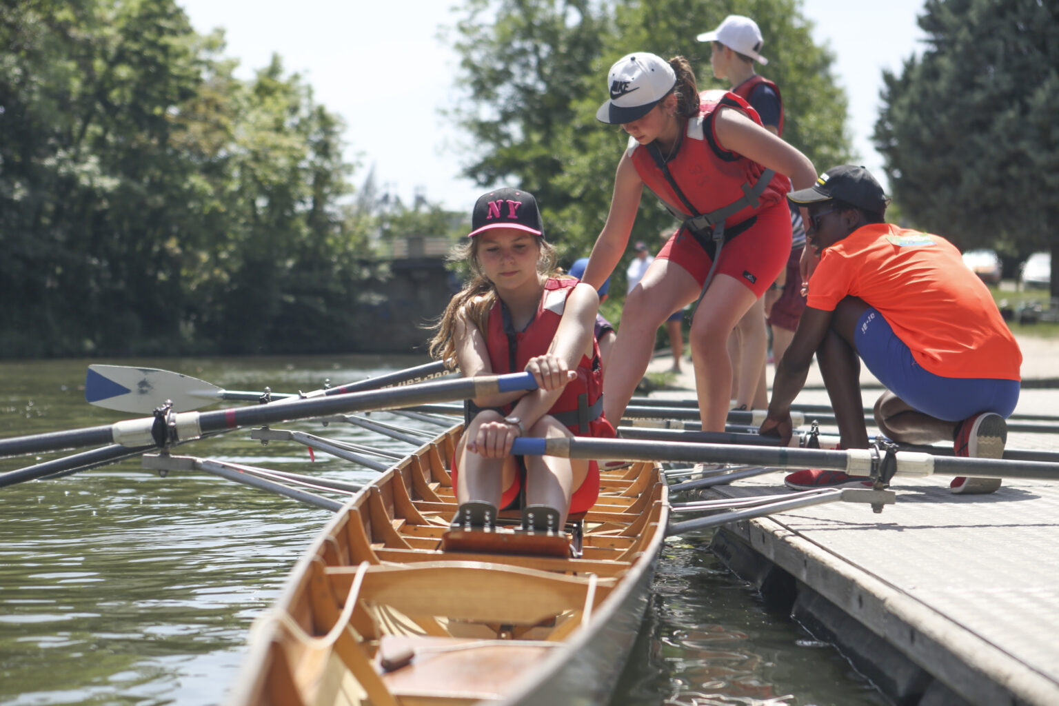 Venez pratiquer l'aviron - FF Aviron